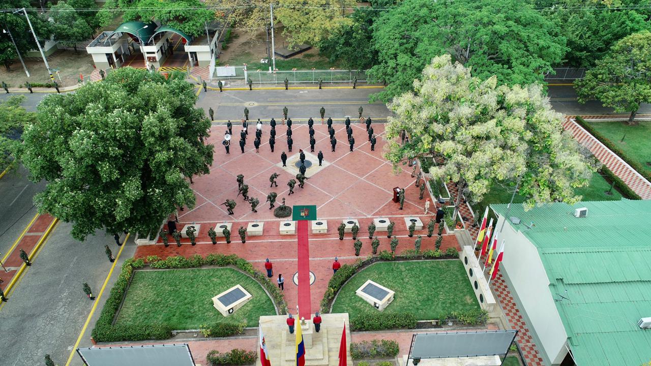 la-emsub-se-uni-a-la-celebraci-n-del-20-de-julio-ej-rcito-nacional