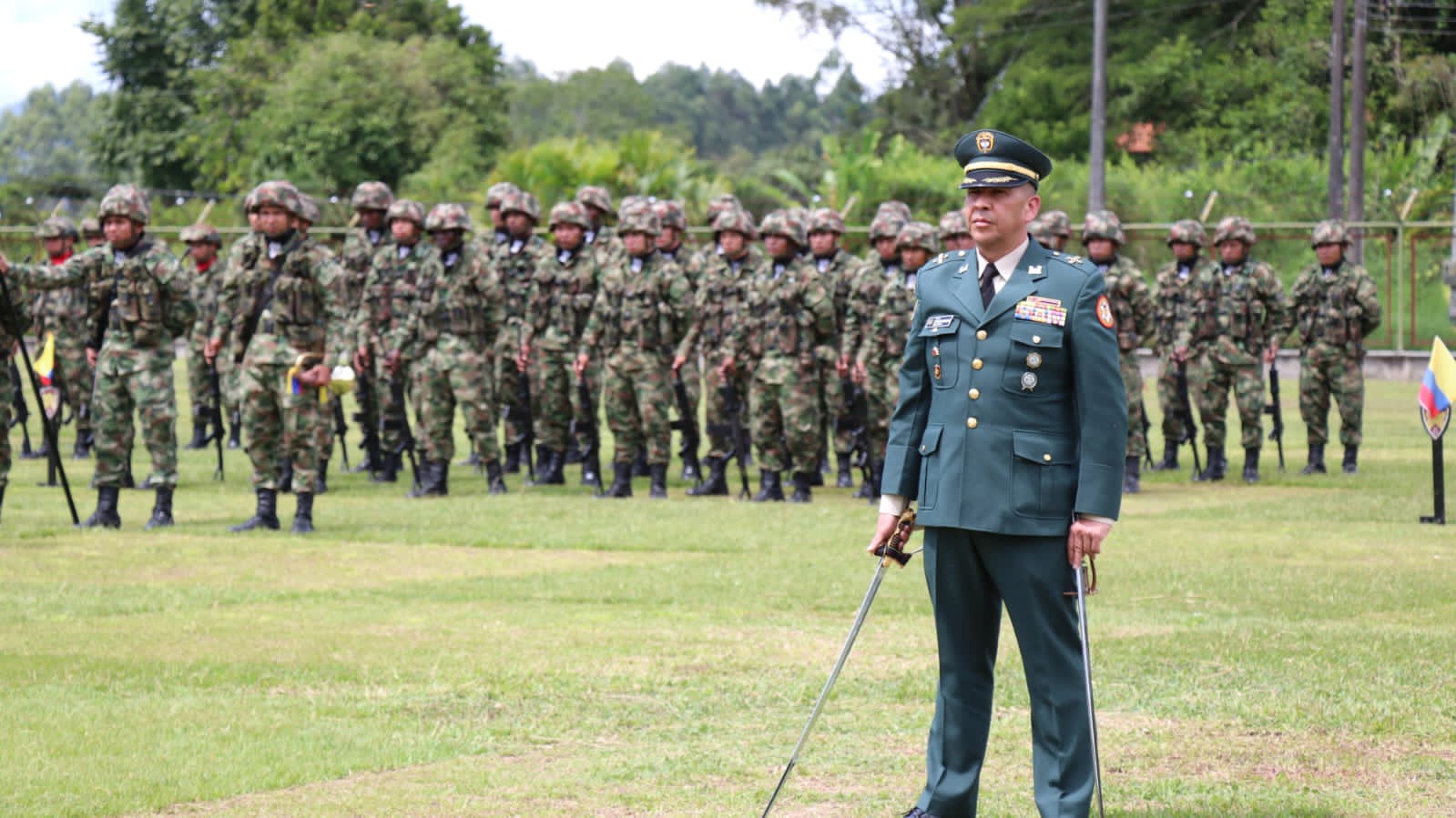 La Octava Brigada tiene nuevo Comandante - Ejército Nacional de Colombia La Octava Brigada tiene nuevo Comandante - Ejército Nacional de Colombia