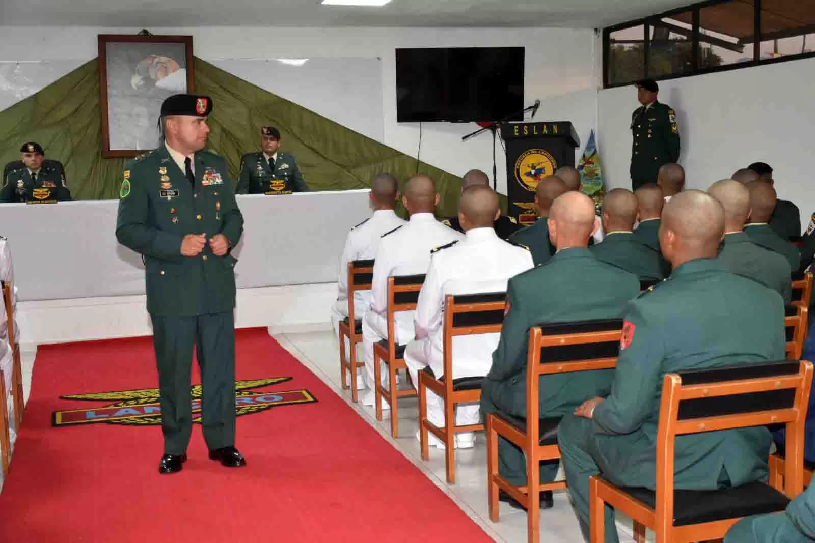 Con lealtad, valor y sacrificio, inició el Curso de Lanceros - Ejército ... Con lealtad, valor y sacrificio, inició el Curso de Lanceros - Ejército ...