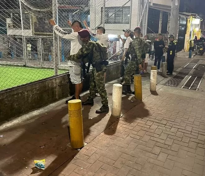 El Batallón de Fuerzas Especiales Urbanas N.° 4 del Ejército Nacional ... El Batallón de Fuerzas Especiales Urbanas N.° 4 del Ejército Nacional ...